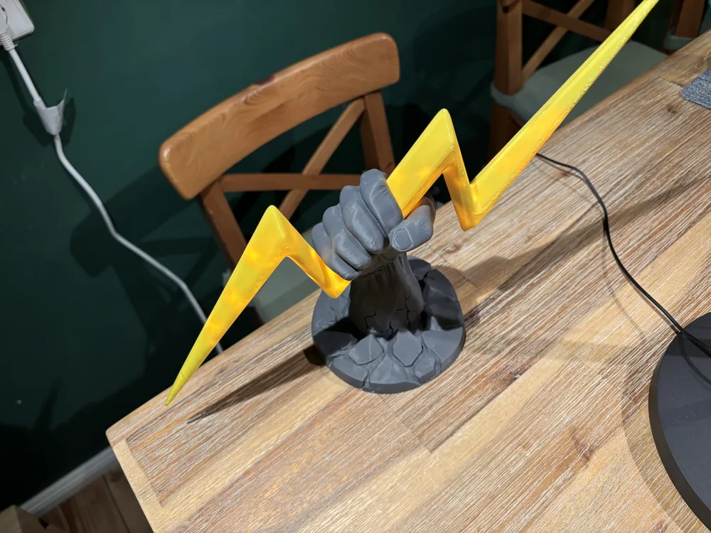 宙斯雷电灯 – 风暴之手 来自 Salewski3D MakerWorld：免费下载 3D 模型