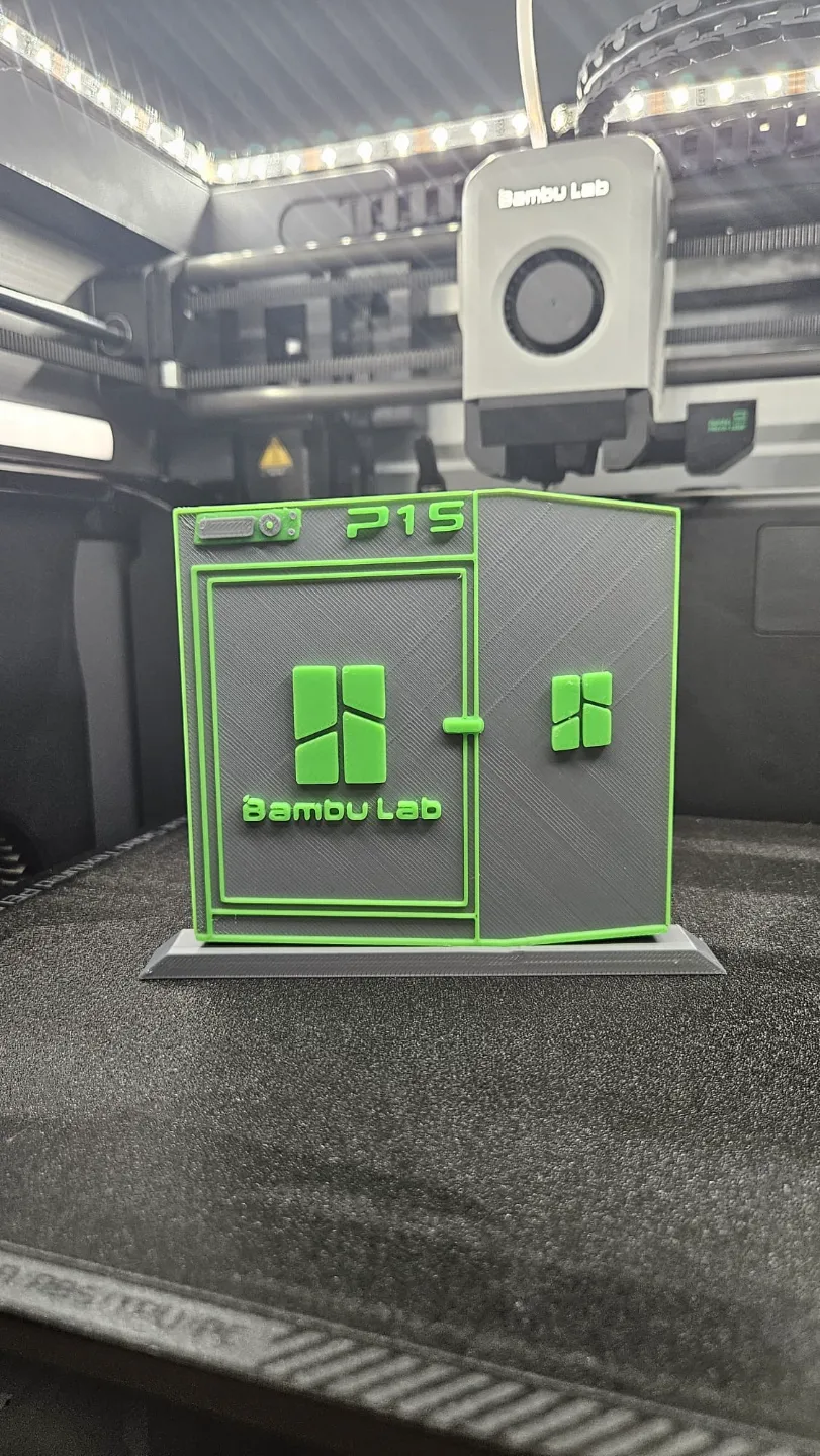 Bambulab P1S Logo Table Stand by 5kyrunn3r - MakerWorld