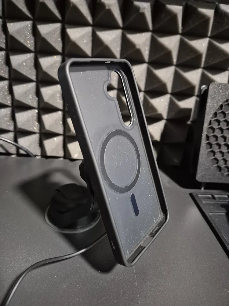 Quadlock to magsafe parametric by vvojta MakerWorld: Download Free 3D ...