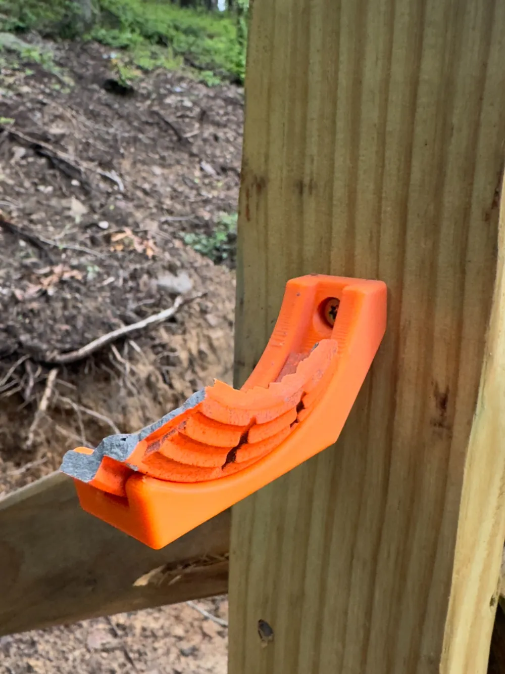 Orange Perch -- Shooting Clay Holder by PF3d_designs MakerWorld ...
