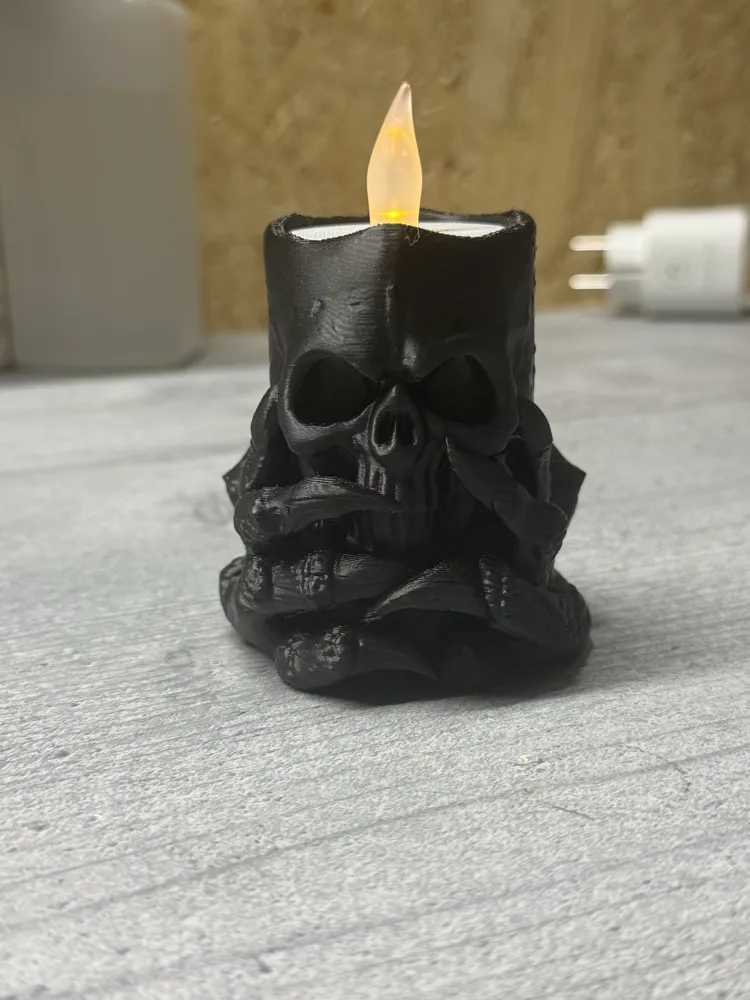 Skull with snakes and tealight - Free 3D Print Model - MakerWorld