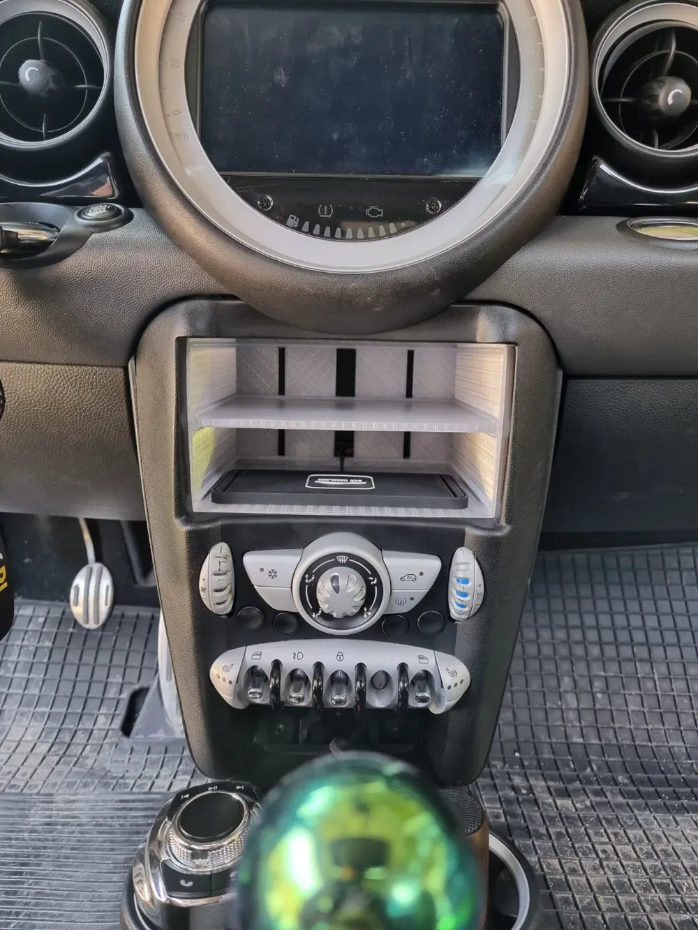 Customizable double din fascia panel by MVTI96 MakerWorld: Download ...