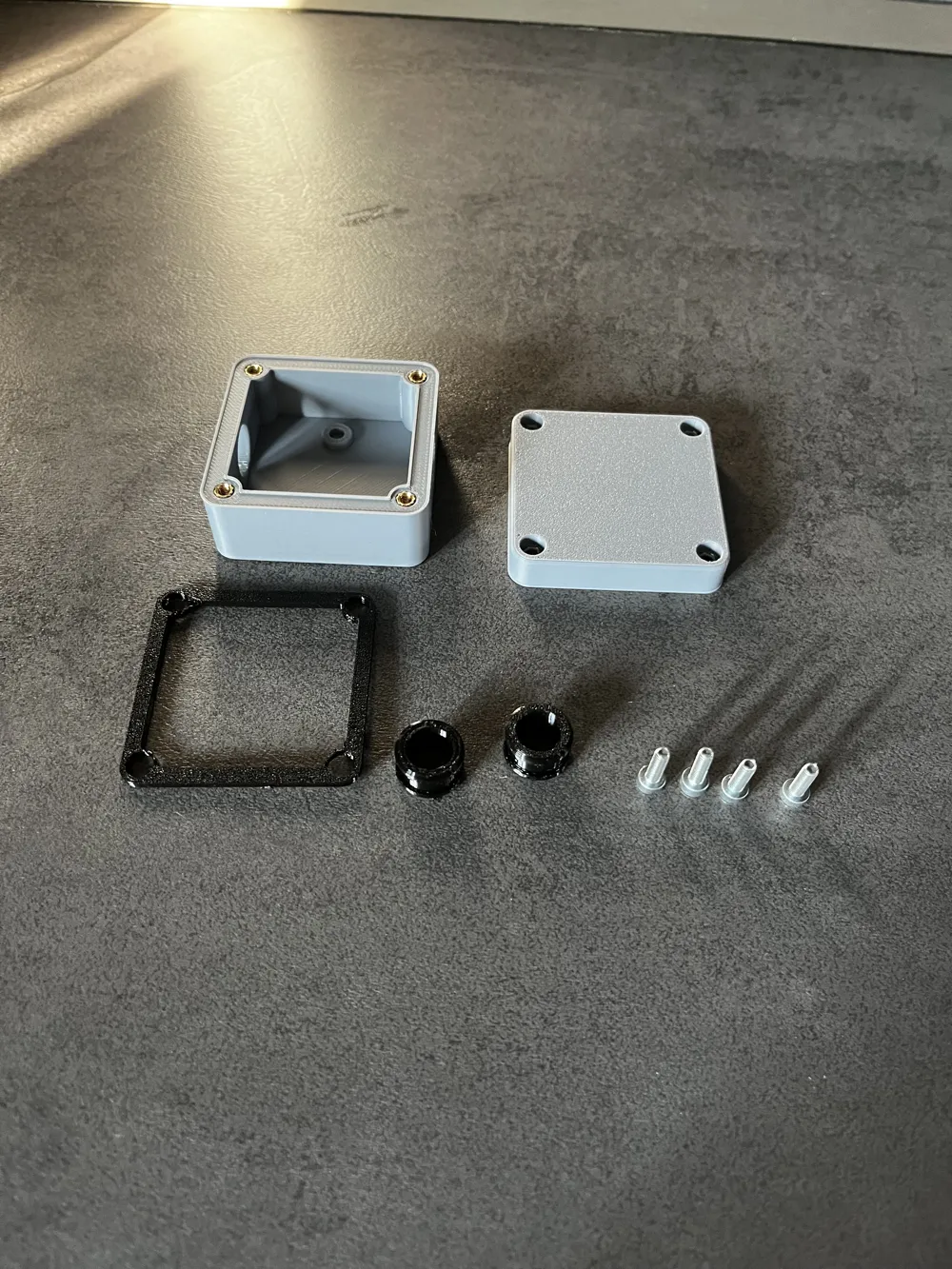 Parametric IP44 Cable Junction Box (TPU Seal) V1 - Free 3D Print Model ...