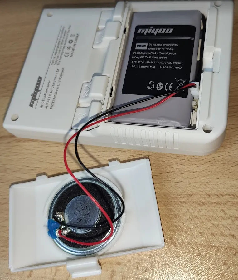 Miyoo mini plus - Back cover for speaker by Cyri1 - MakerWorld