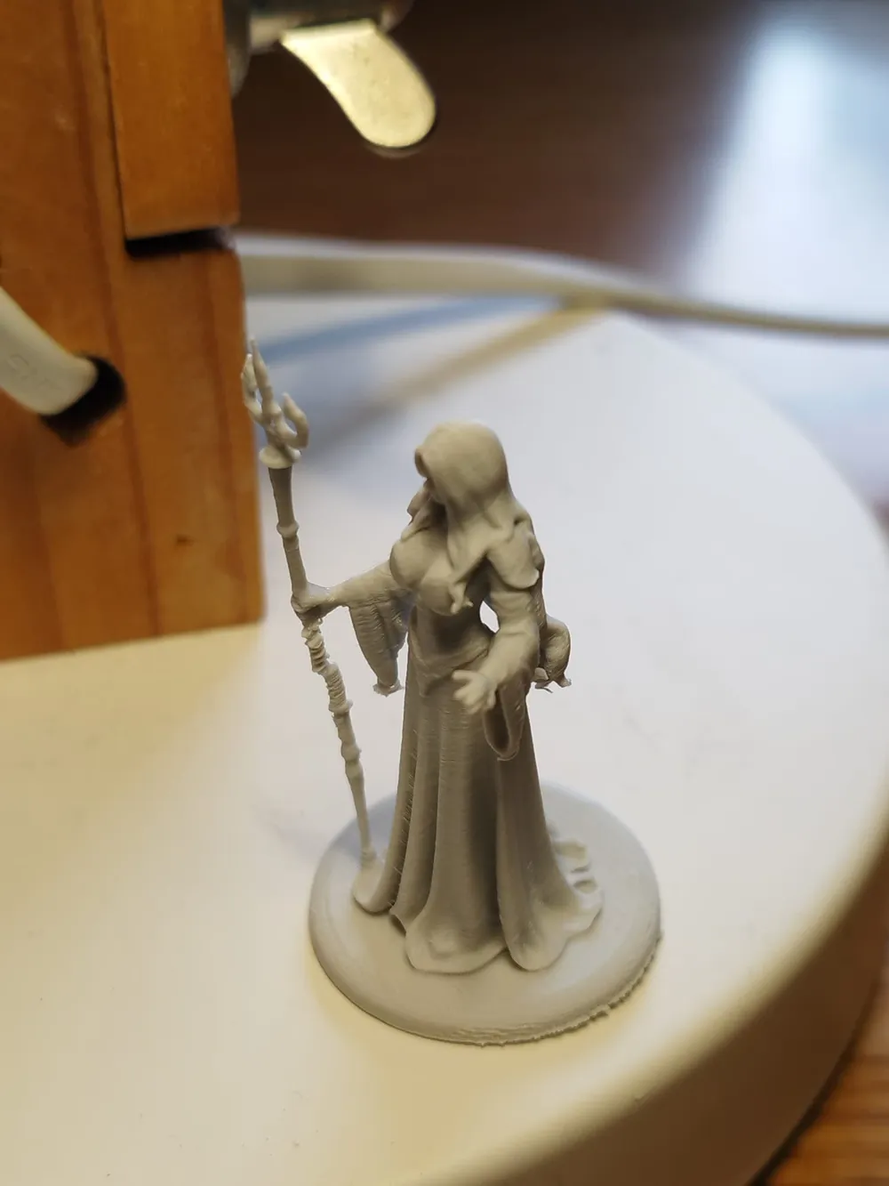 DnD Female Human Dark Wizard Sorcerer Cultist 28mm by Amlan MakerWorld: Download Free 3D Models