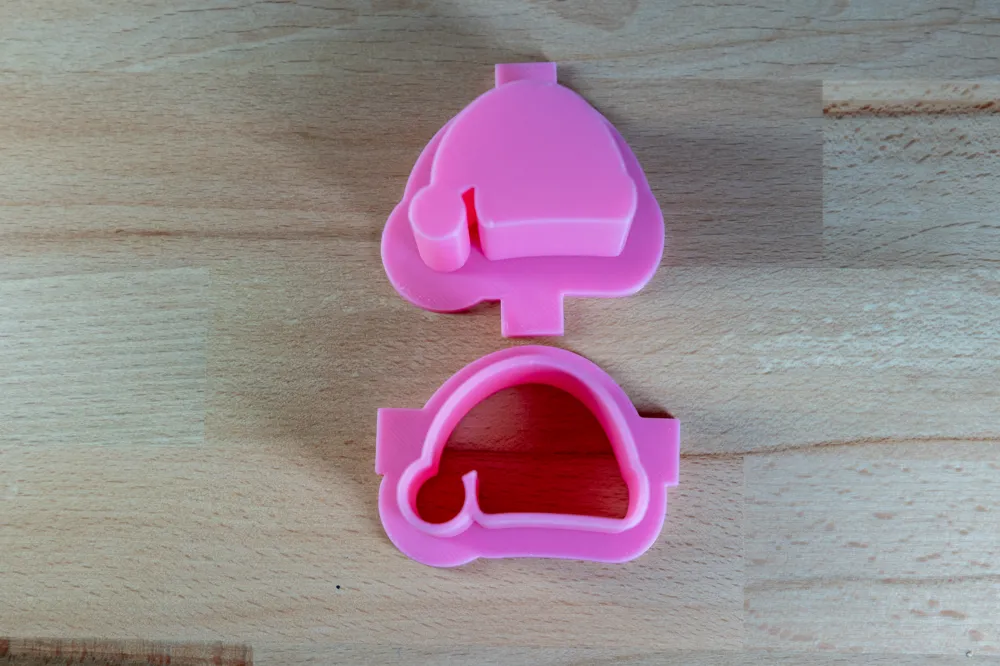 Cake Pop Disc Tool Christmas Hat - Free 3D Print Model - MakerWorld