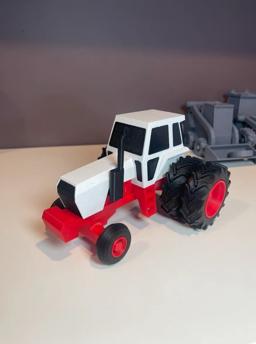 Vintage Row Crop Tractor Toy - Free 3D Print Model - MakerWorld