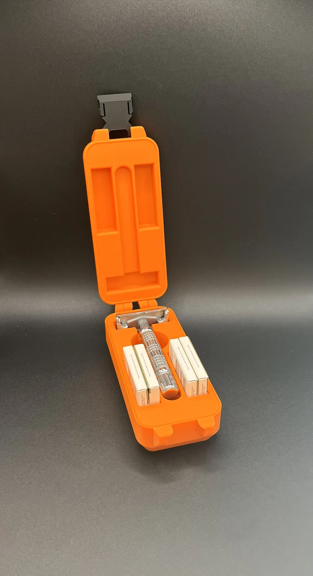 Safety Razor Travel Case - Free 3D Print Model - MakerWorld