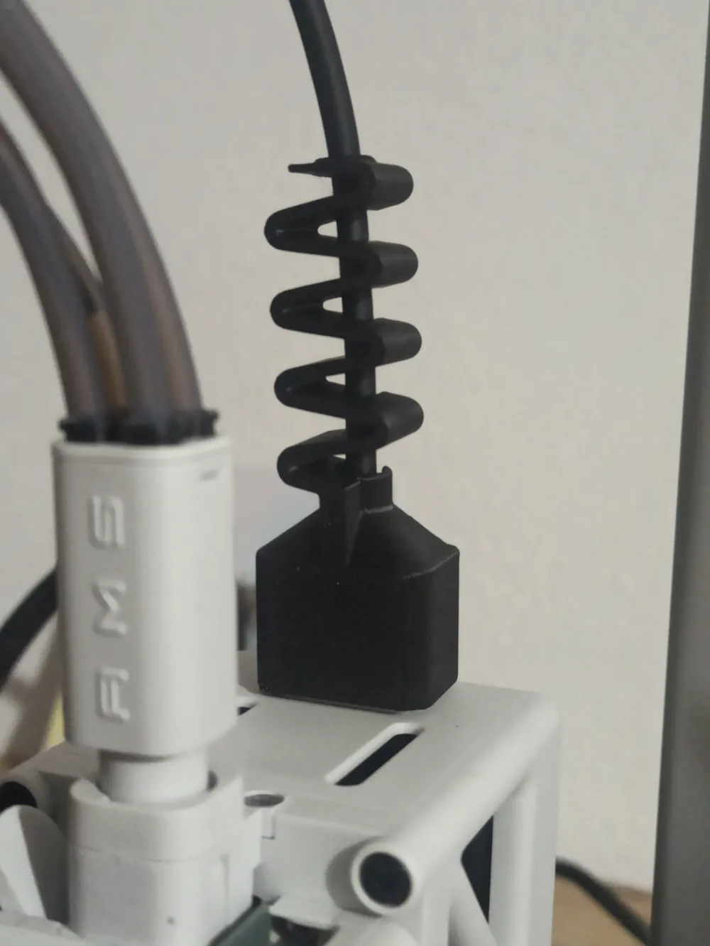 A1/A1 mini flexible cable housing by Jerryie - MakerWorld