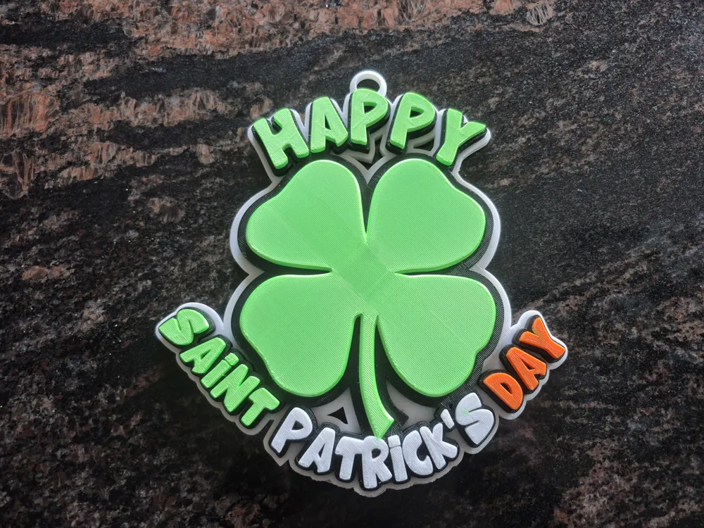 St Patricks Day Shamrock Rally Necklace with Clasp by Monkey Brains ...