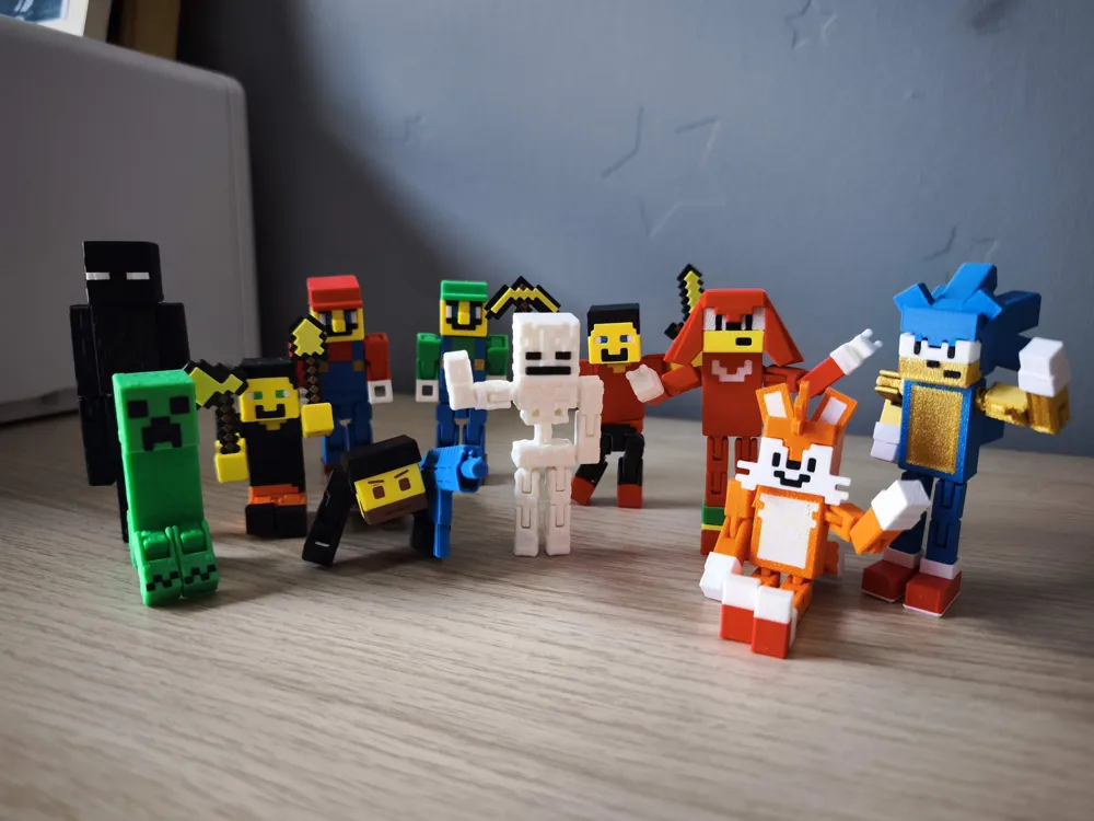 Minecraft Style Articulated Spiderman - MakerWorld 3D Model | 3Drop
