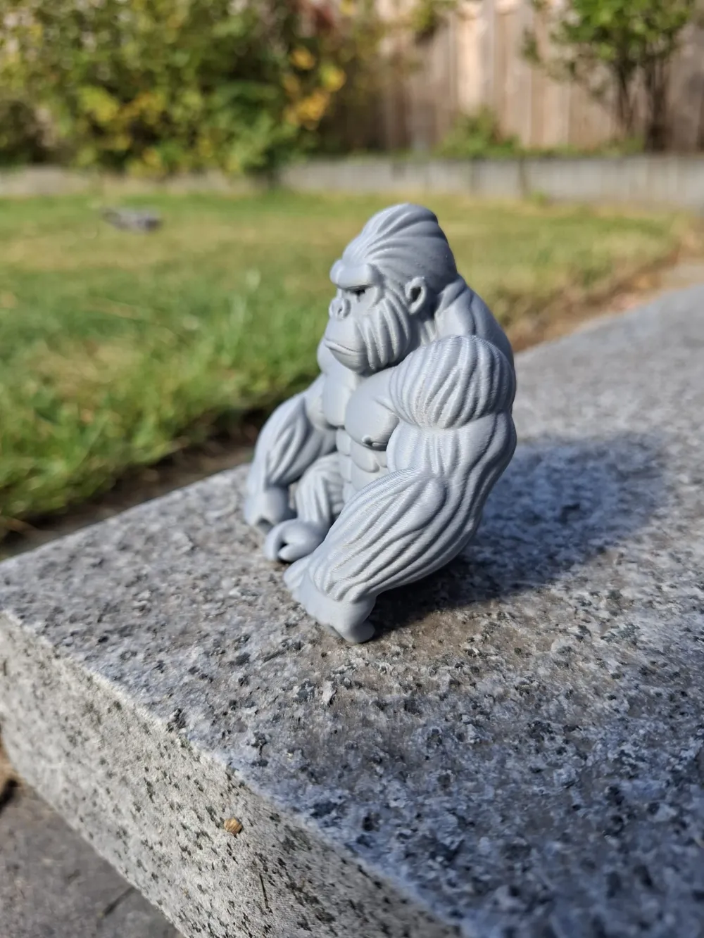 Chill Gorilla — Desk Guardian - Free 3D Print Model - MakerWorld
