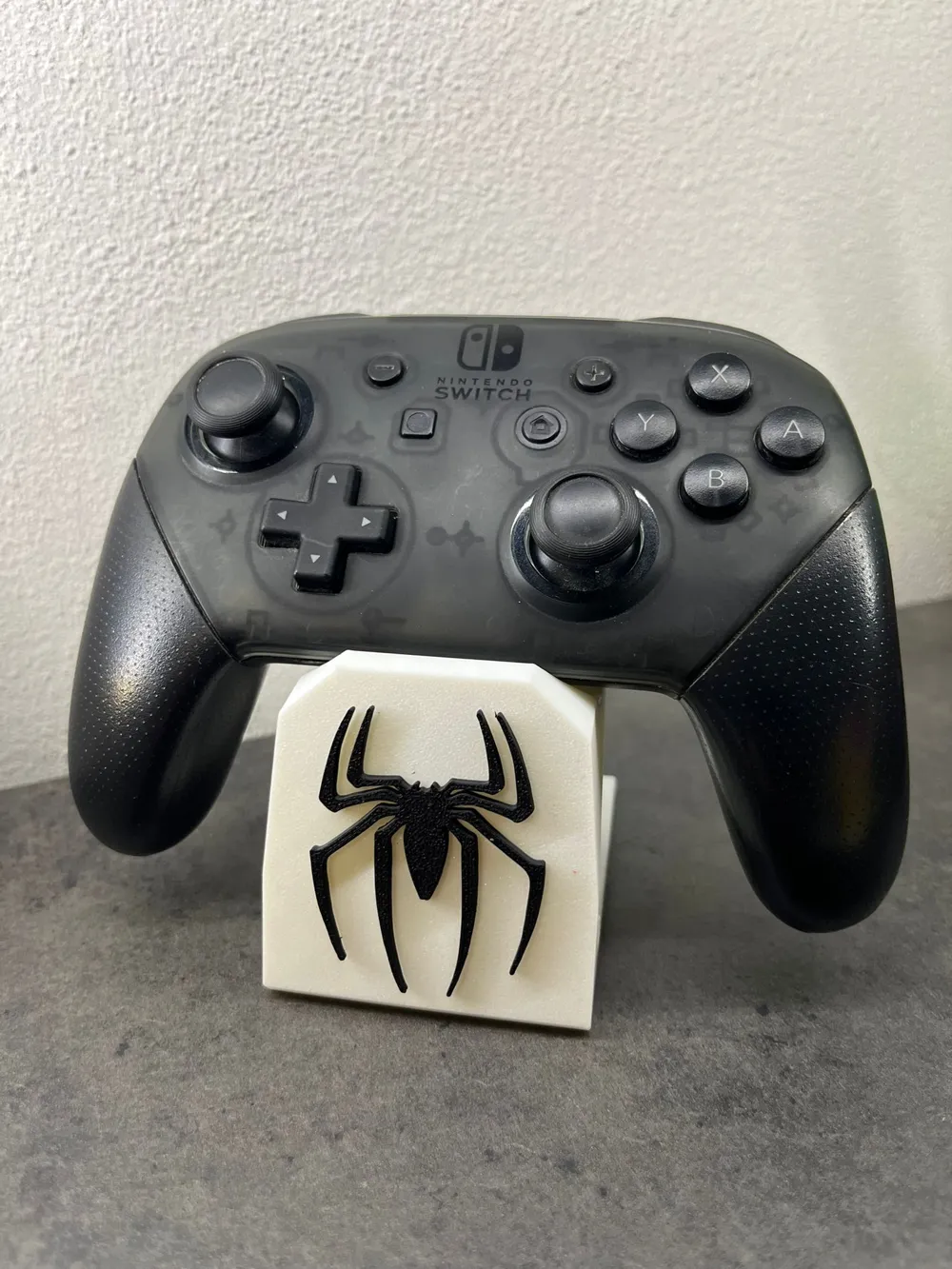 Customizable Controller Stand–PS5/Xbox/Switch Pro by Fatto3D MakerWorld ...