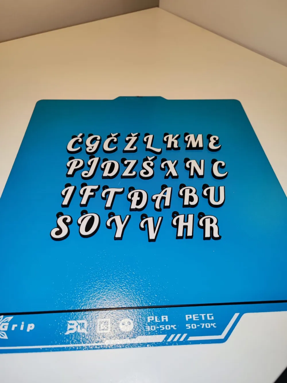 Letter Keychains (all letters, free to sell) - Free 3D Print Model ...