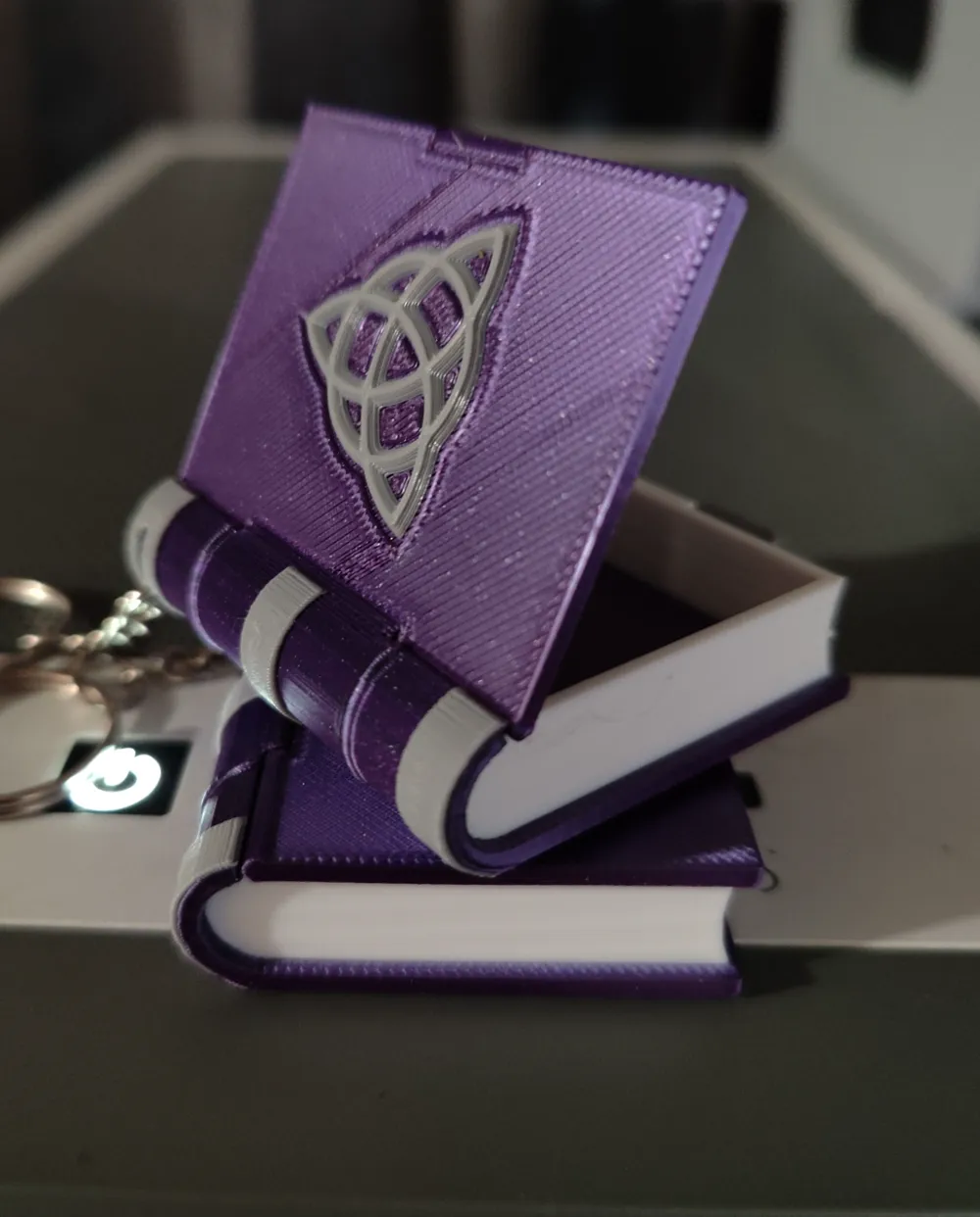 Tiny Spell Book Keychain - Free 3D Print Model - MakerWorld