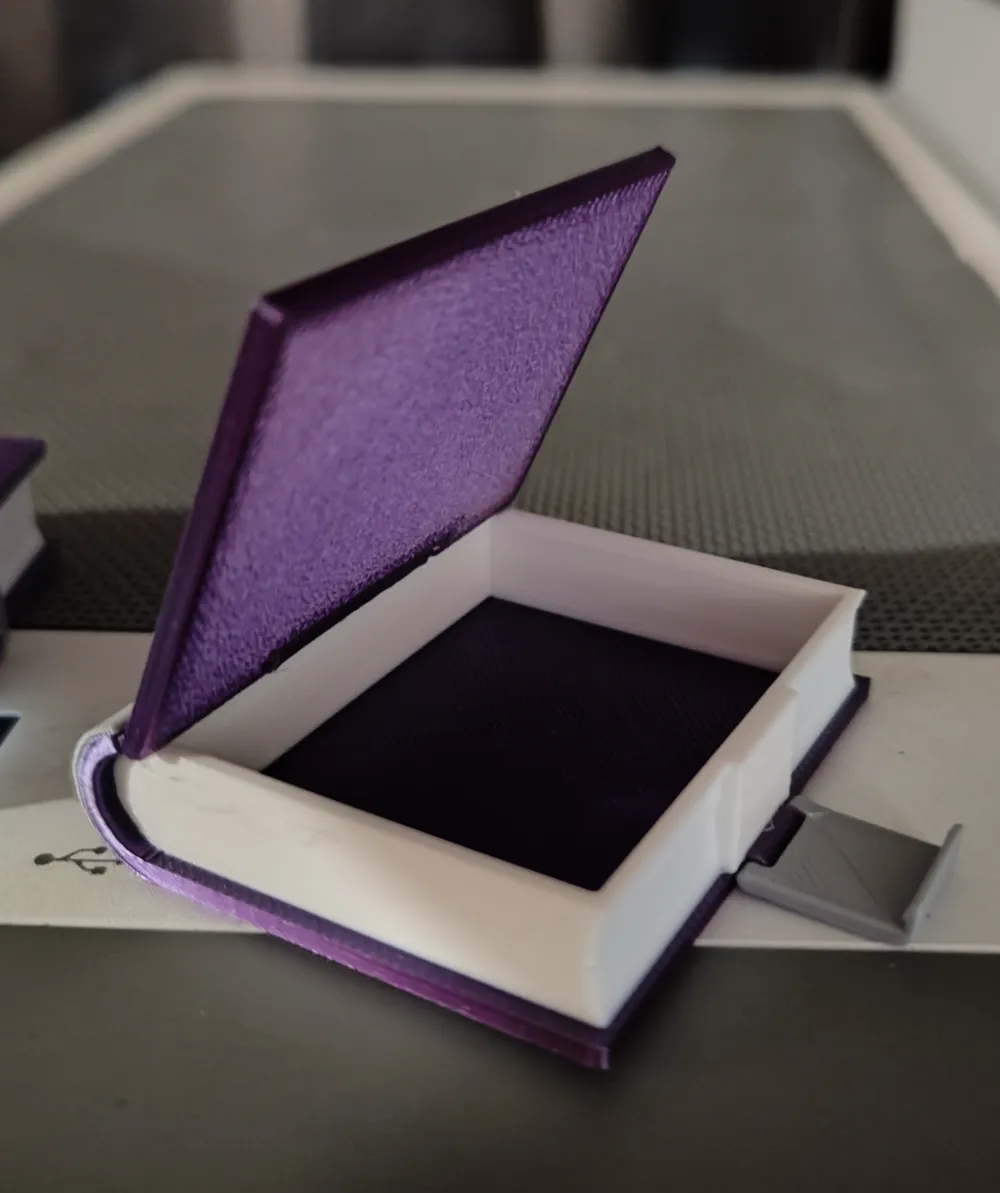 Tiny Spell Book Keychain - Free 3D Print Model - MakerWorld