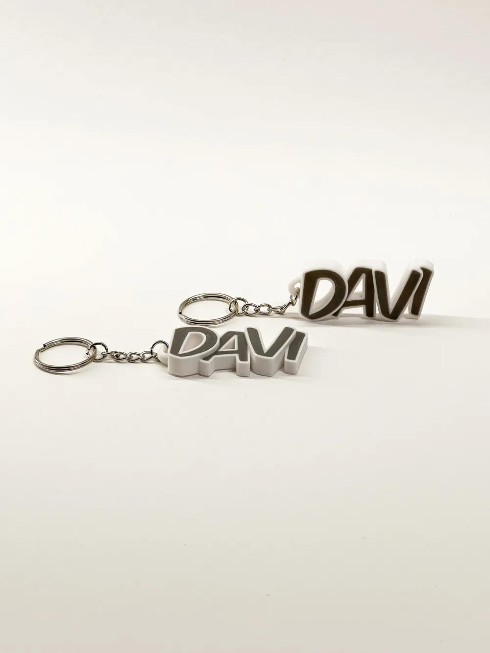 Beautiful keychain with the name Davi - Free 3D Print Model - MakerWorld