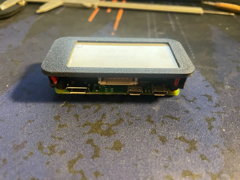 Pwnagotchi case for Raspberry pi zero + wave share 2.13" by ota.zelezny ...