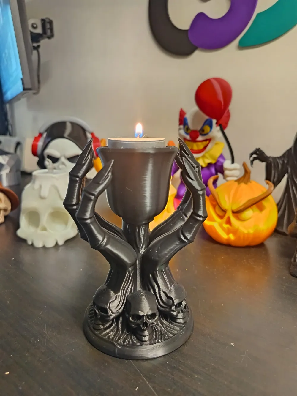 “The Whispering Hands” - Free 3D Print Model - MakerWorld