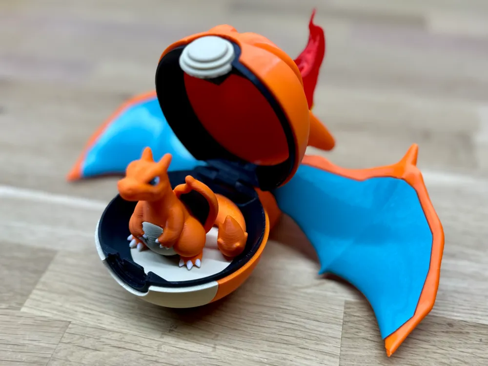 Charizard Ball - Pokemon - Pokeball Functional by Torikami - MakerWorld