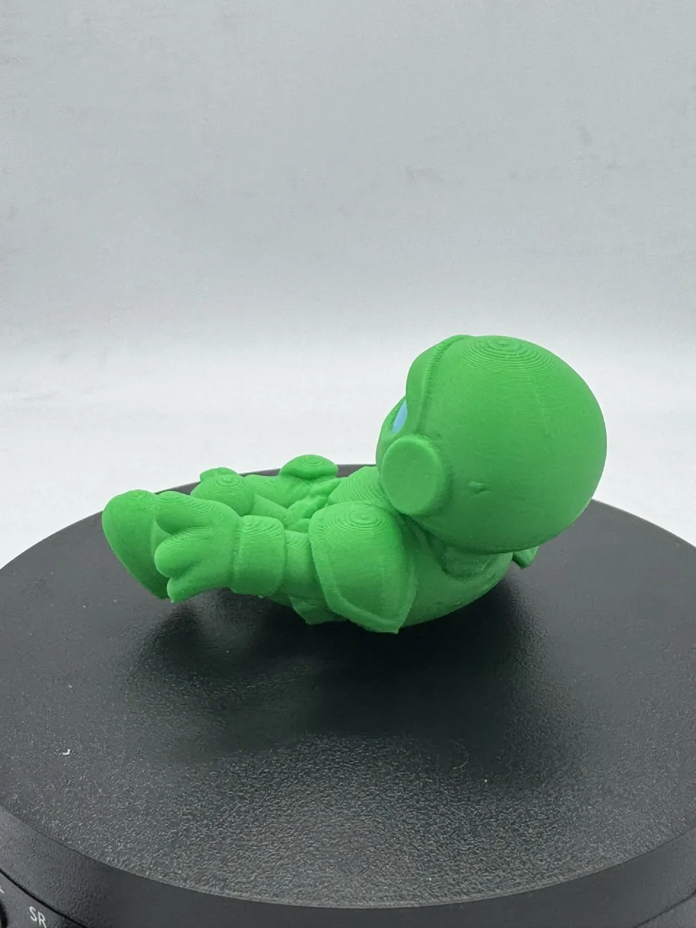 Niedlicher, verletzter Chibi-Space-Marine von WispHollow MakerWorld ...