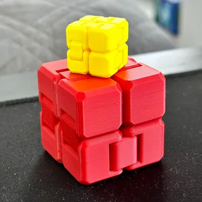 Mini Fidget Cube by austinvojta MakerWorld: Download Free 3D Models