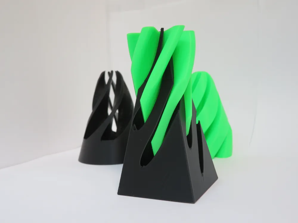 The BEST (Square Pyramid) Impossible Vortex by Master PrinterMakerWorld ...