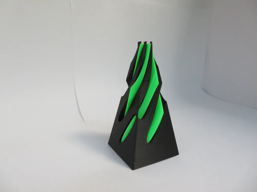 The BEST (Square Pyramid) Impossible Vortex by Master Printer - MakerWorld