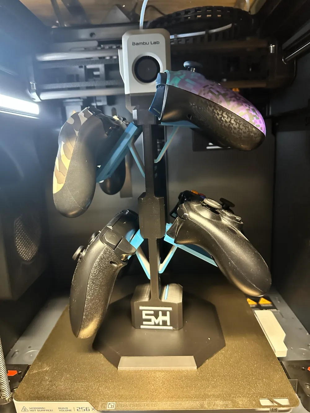 Controller and Headset Tower - Free 3D Print Model - MakerWorld