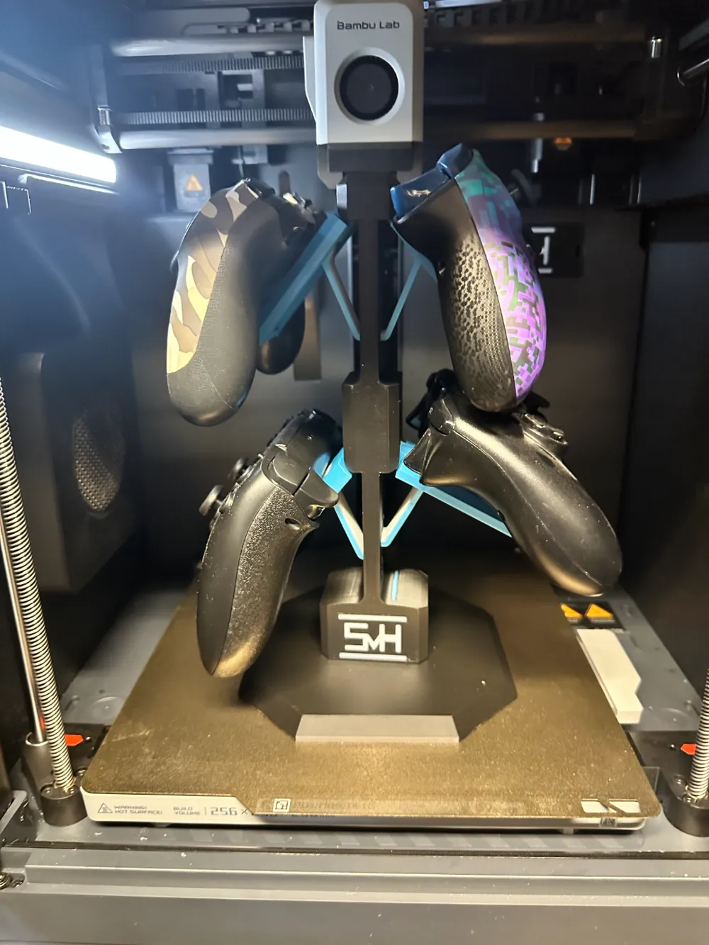 Controller and Headset Tower - Free 3D Print Model - MakerWorld