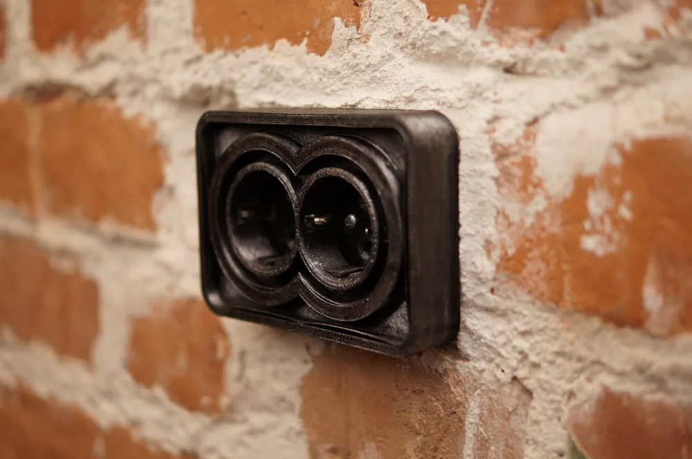Double Euro socket for 3D printing with grounding - Free 3D Print Model ...