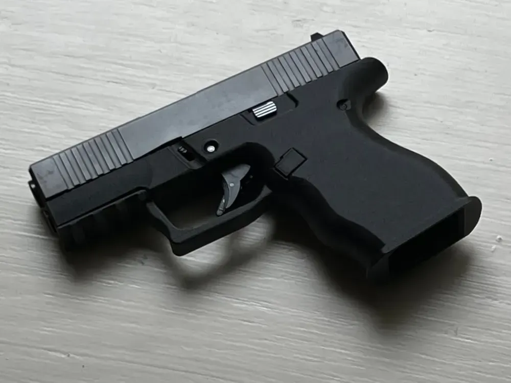 glock 43x frame minimalistic - Free 3D Print Model - MakerWorld