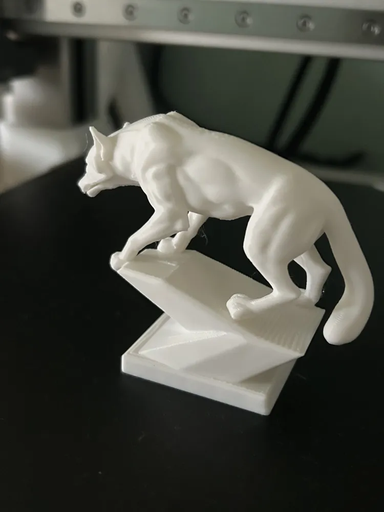 Geometric Wolf – 3D Printable Sculpture by Disaster MakerWorld: Download Free 3D Models