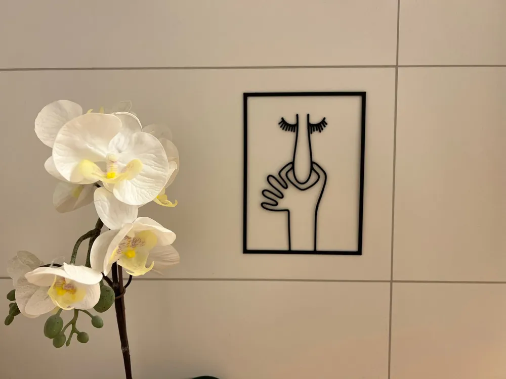 Funny Line Art Bathroom Frame by sdaendi - MakerWorld