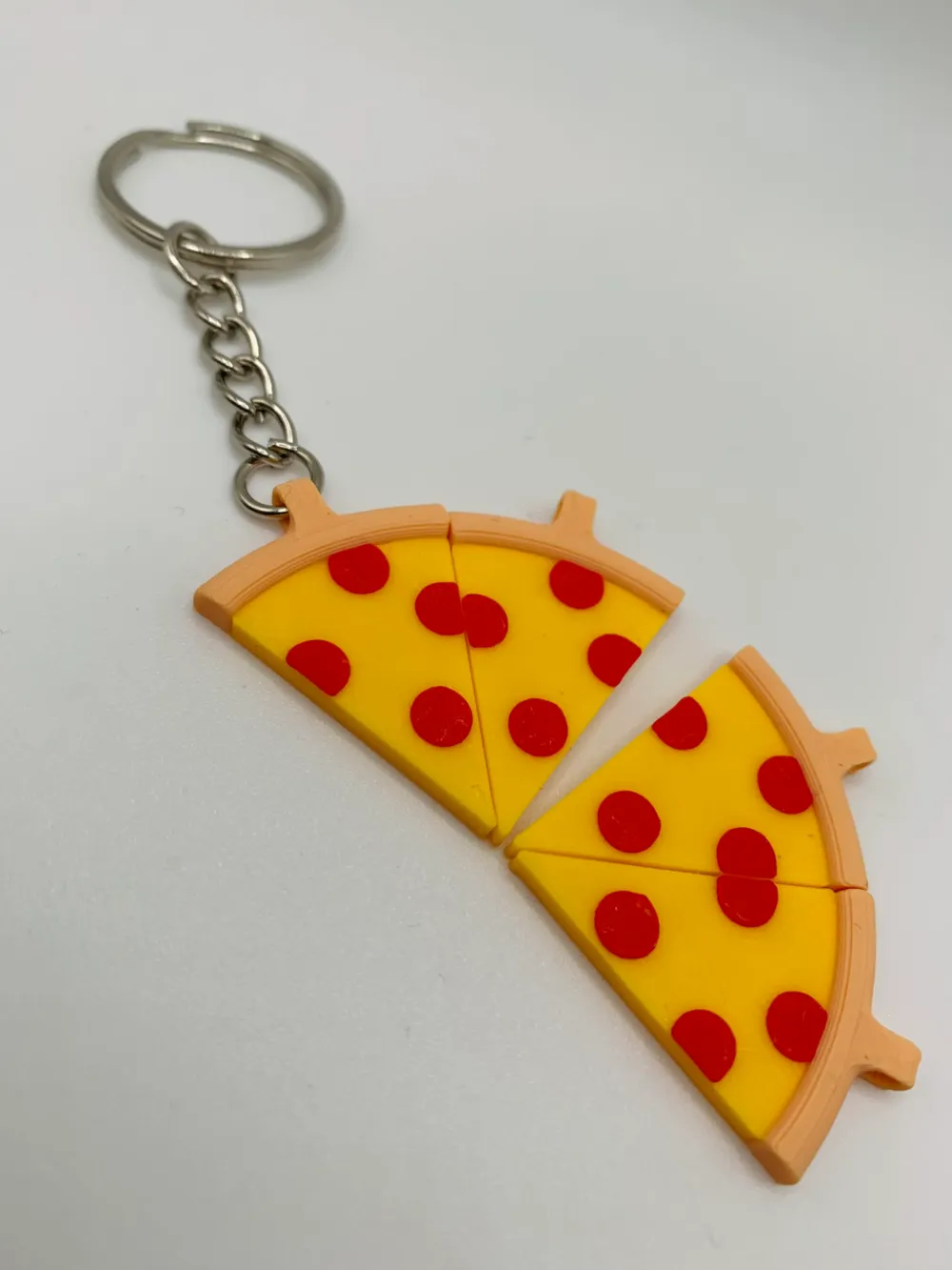 Pizza Keychain by Jorge Barros MakerWorld: Download Free 3D Models
