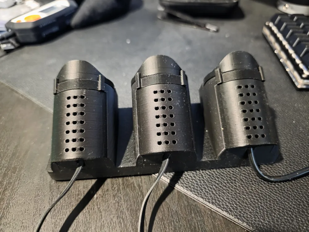 Panda Knomi Triple Screen Desk Stand - Free 3D Print Model - MakerWorld