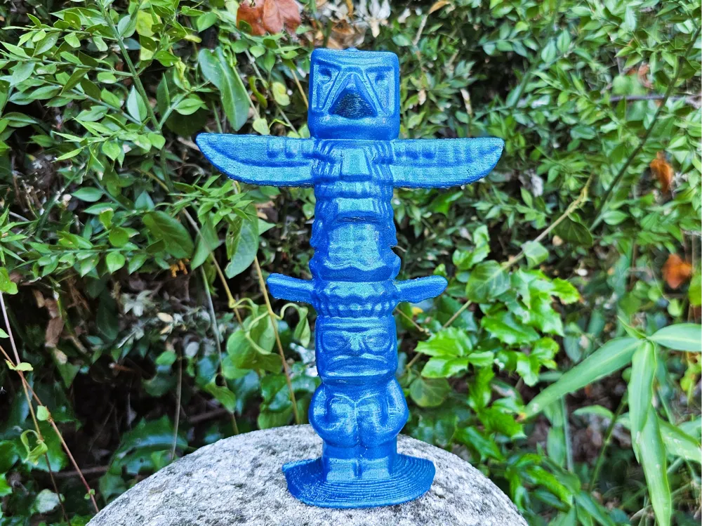 Tini Totem sculpture by dubmehard - MakerWorld