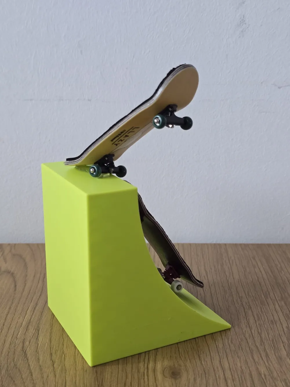 Fingerboard Ramp Vert Trick - Free 3D Print Model - MakerWorld