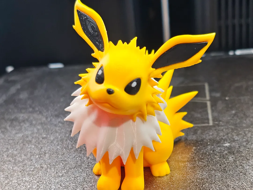 Jolteon Sitting Multi Color - Free 3D Print Model - MakerWorld
