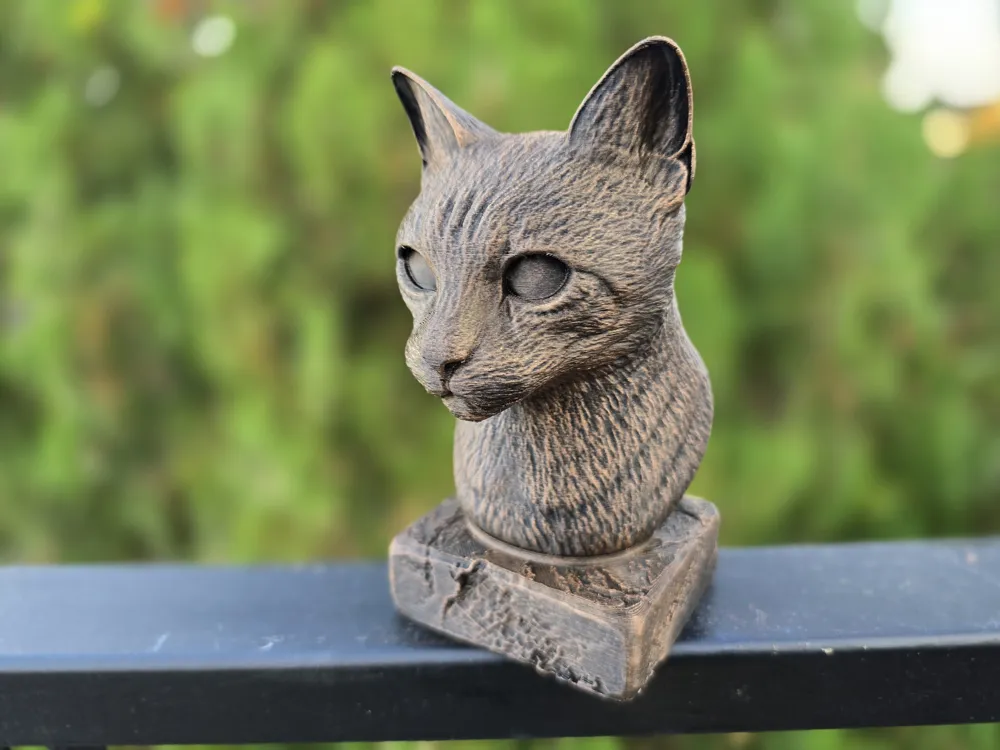 Egyptian Mau Bust – Cat Collector Statue - Free 3D Print Model - MakerWorld