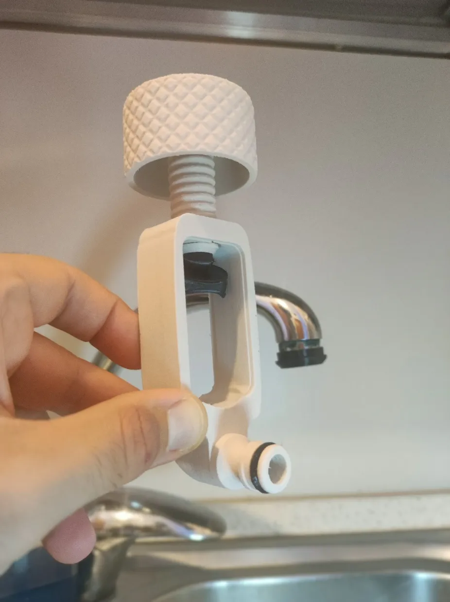 Universal Outdoor & Indoor Faucet Adapter - Free 3D Print Model ...