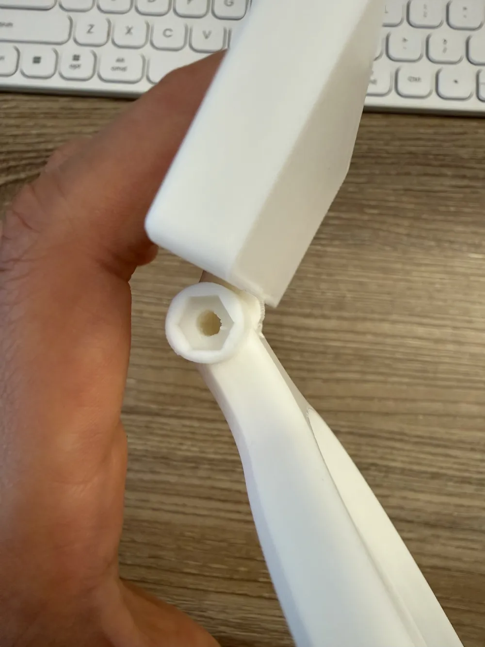 Apple Magsafe & Watch Charger - Monitor Mount - Free 3D Print Model ...