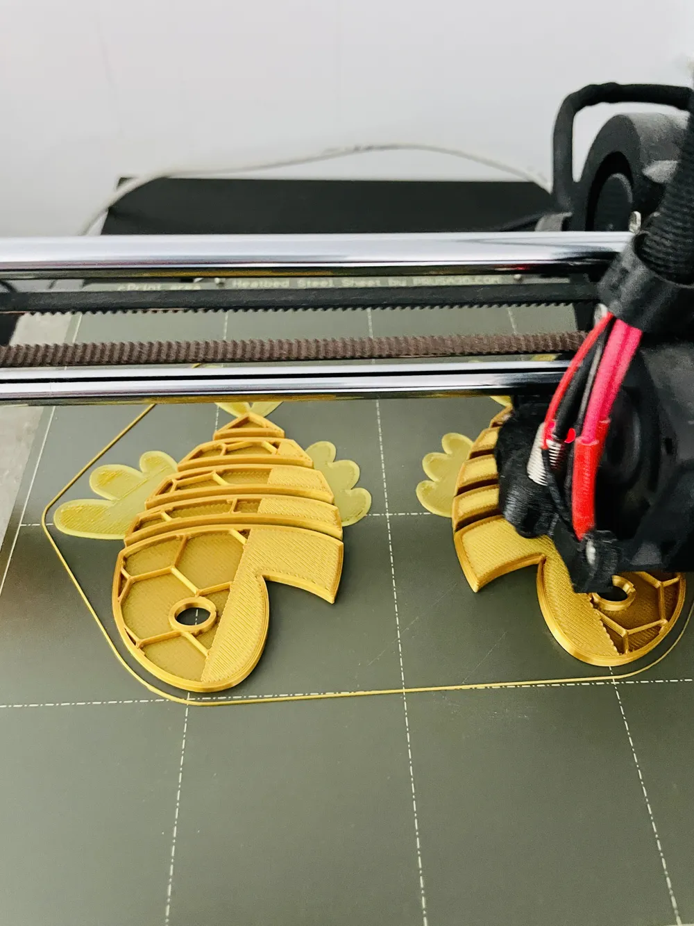 Floaty Flexi Happy Fish - Free 3D Print Model - MakerWorld