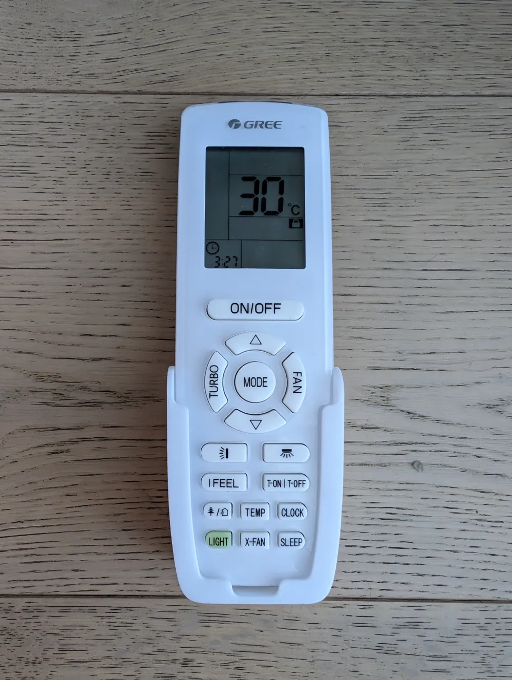 Gree AC Remote Holder (modified for easy printing) Remixed by floppy ...