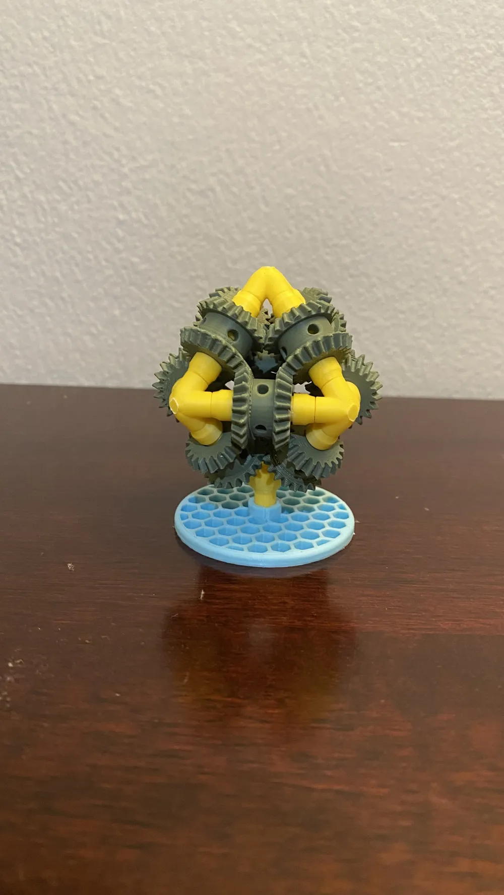 Infinity Fidget Gear (Octahedron) - Free 3D Print Model - MakerWorld