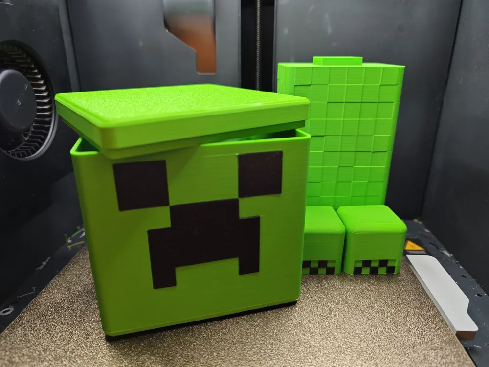 Minecraft Creeper candy/cookies/popcorn box by Maer MakerWorld ...