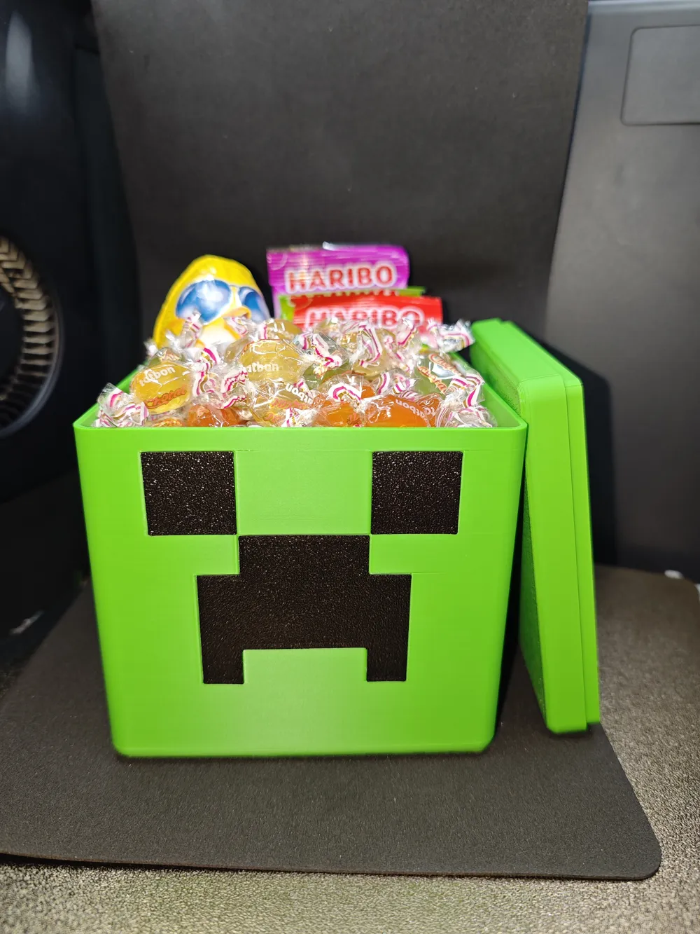 Minecraft Creeper candy/cookies/popcorn box by MaerMakerWorld: Download ...