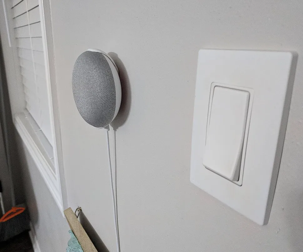 Minimalist Google Home Mini/Nest Mini Wall Mount - Free 3D Print Model ...