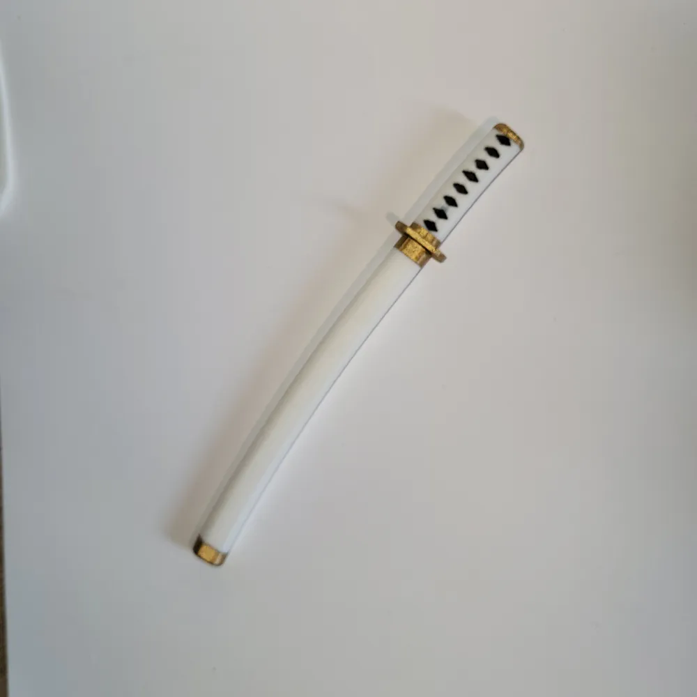 Pluma Katana por 3D PrintTech - MakerWorld
