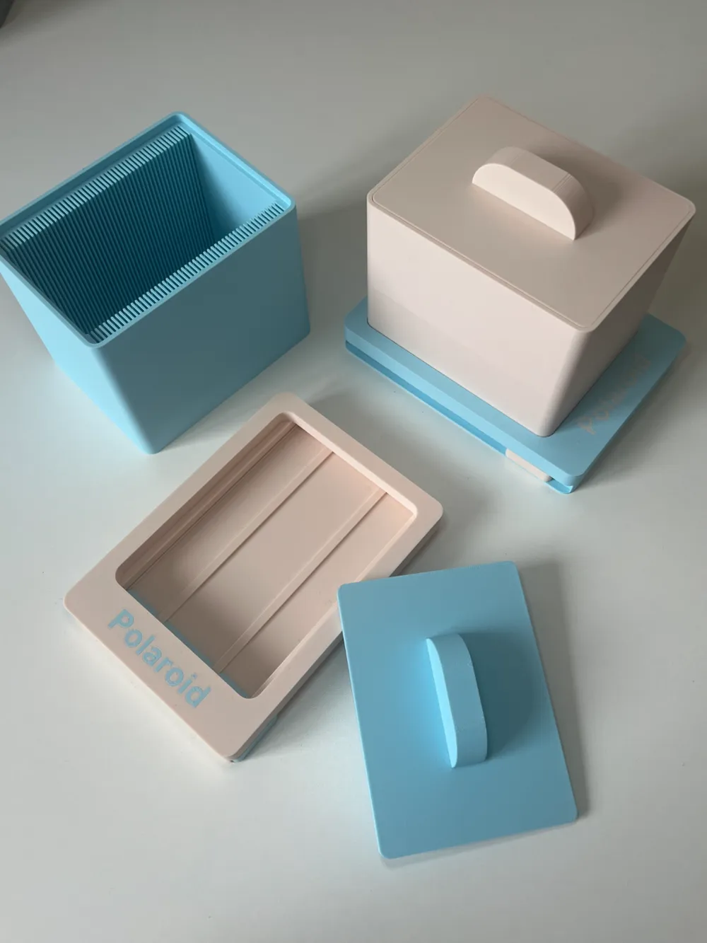 Polaroid photos storage(50 photos) - Free 3D Print Model - MakerWorld